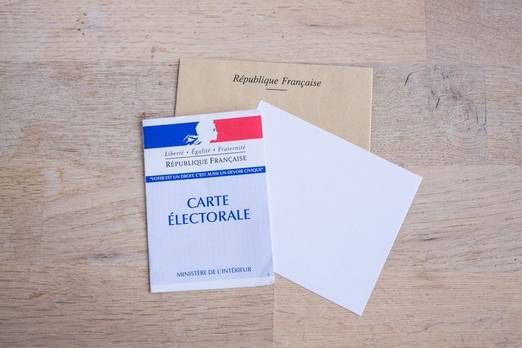 DISENFRANCHISE Definition & Meaning - Merriam-Webster