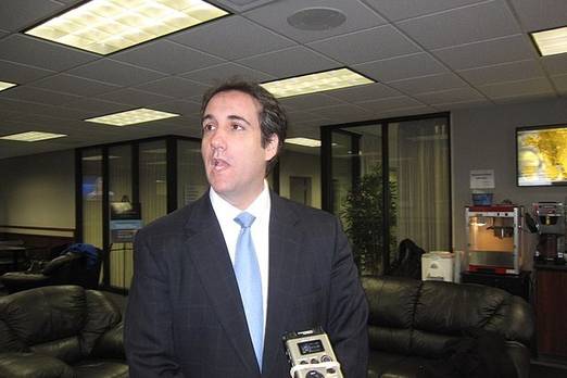 Con man Definition & Meaning - Merriam-Webster