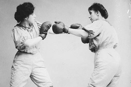 DUKE Definition & Meaning - Merriam-Webster