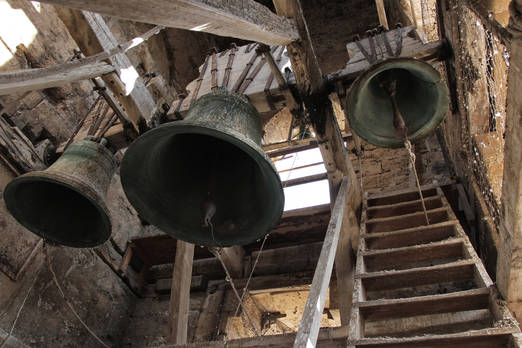 KNELL Synonyms: 63 Similar and Opposite Words | Merriam-Webster Thesaurus