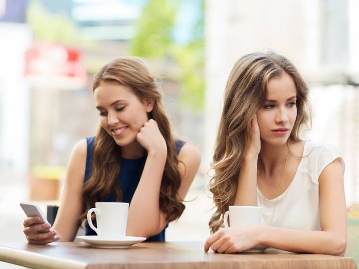 How Phone Snubbing Became Phubbing | Merriam-Webster