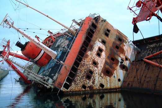 FLOUT Definition & Meaning - Merriam-Webster