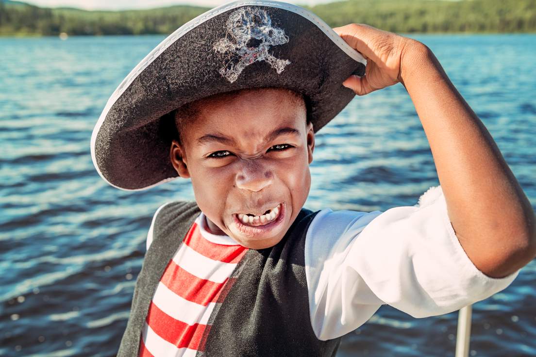 'Shiver me timbers' - Ahoy! Ten Words for Talking Like a Pirate ...