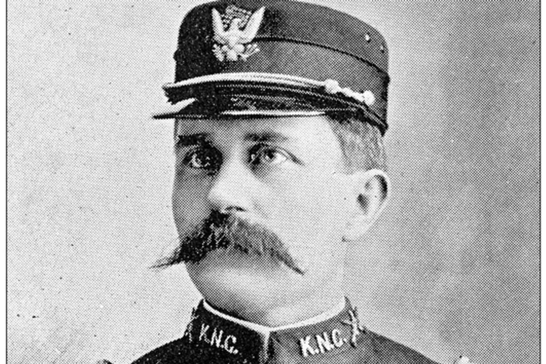 Colonel - A List of The U.S. Military Ranks in Order | Merriam-Webster