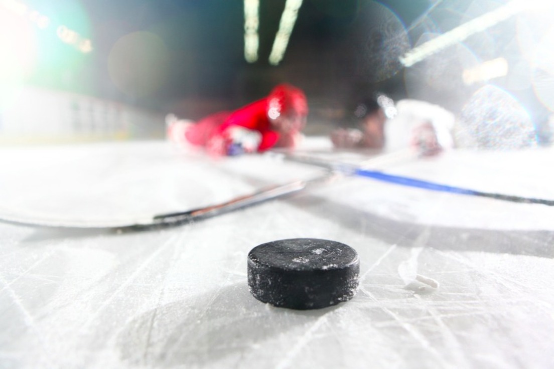 Dangle - Hockey Words: Slew-foot, Deke, and 10 More | Merriam-Webster
