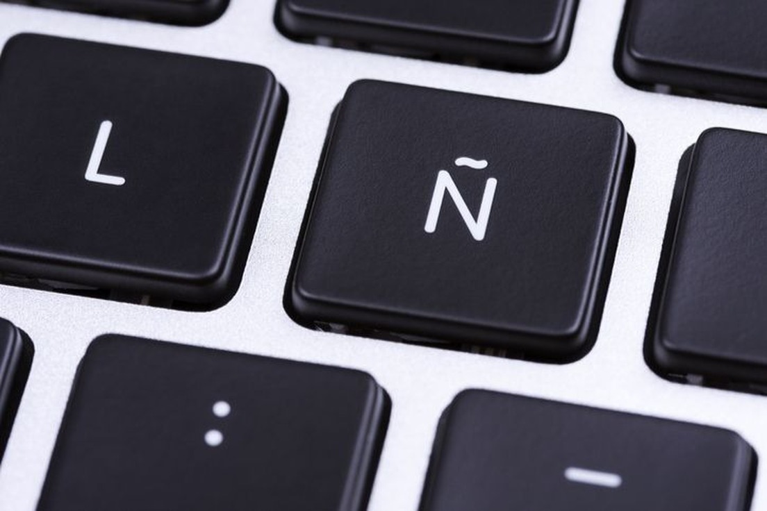 Diaeresis - How to Use Accents and Diacritical Marks | Merriam-Webster