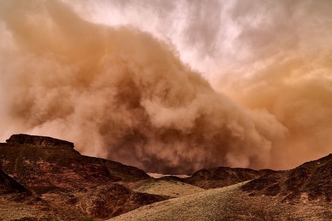Haboob - 7 Names for Different Kinds of Wind | Merriam-Webster